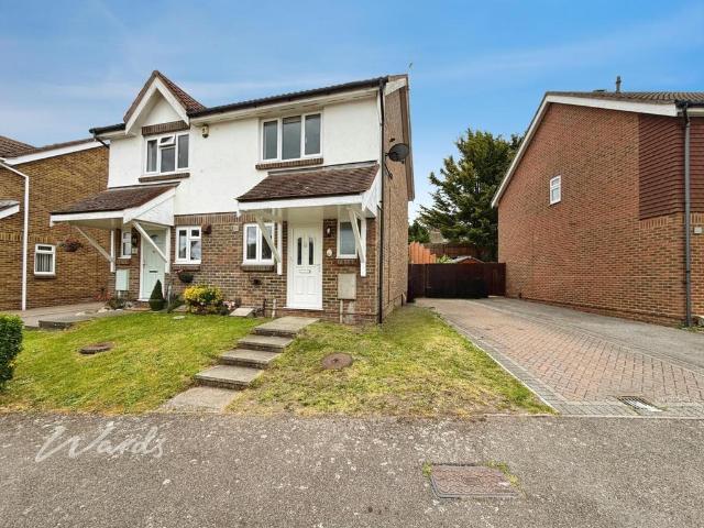 2 bedroom semi detached house to rent
