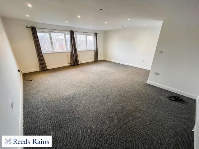 2 bedroom semi detached house to rent