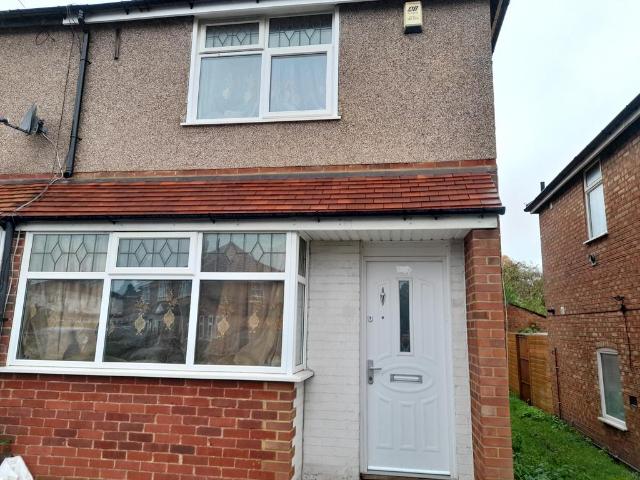 2 bedroom semi detached house to rent