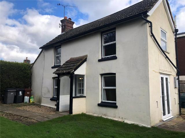 2 bedroom semi detached house to rent