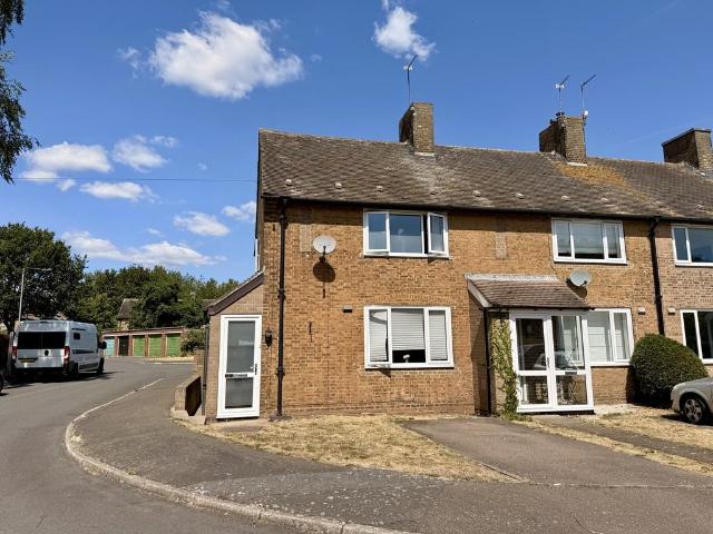 2 bedroom semi detached house to rent