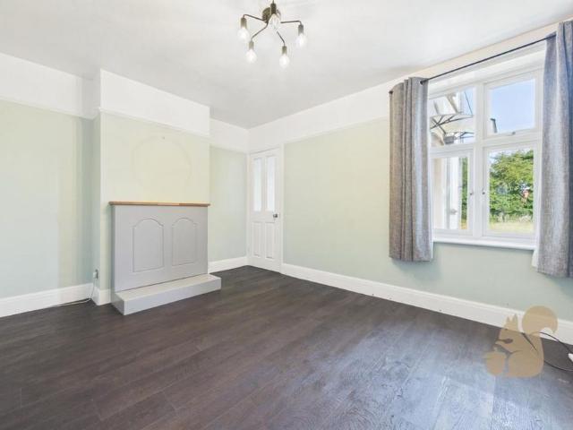 2 bedroom semi detached house to rent