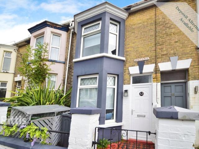 2 bedroom semi detached house to rent