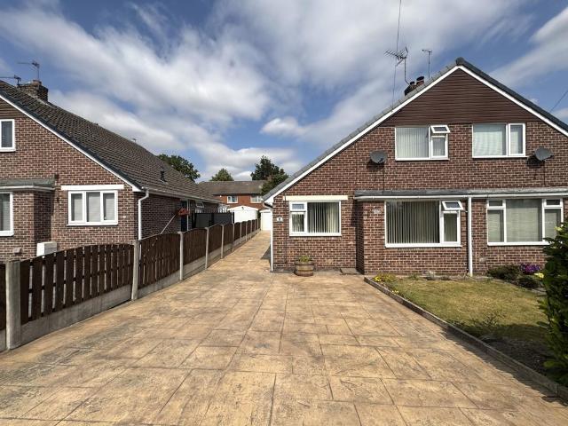 2 bedroom semi detached house to rent