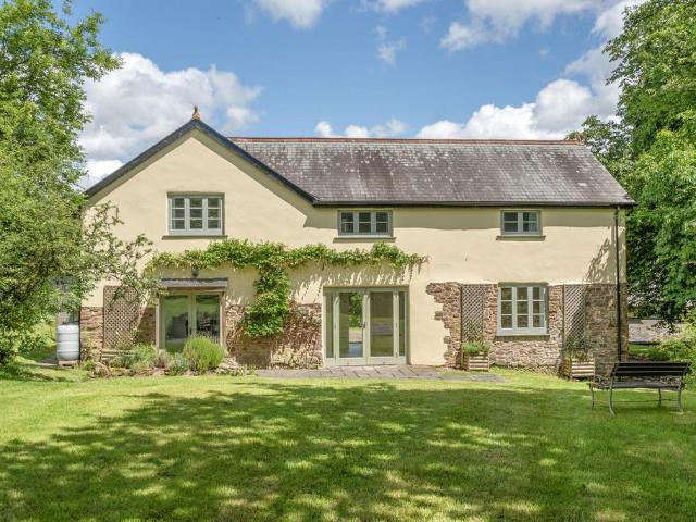 2 bedroom semi detached house to rent