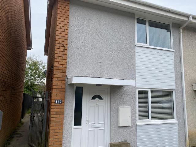 2 bedroom semi detached house to rent