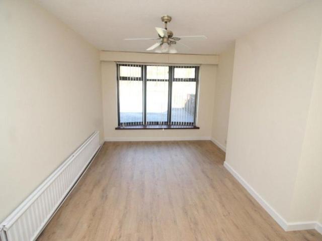 2 bedroom semi detached house to rent