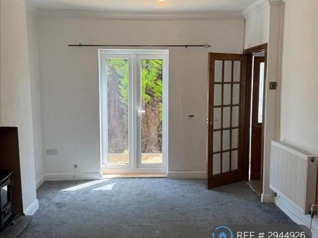 2 bedroom semi detached house to rent