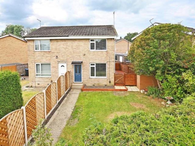 2 bedroom semi detached house to rent
