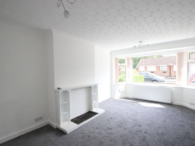 2 bedroom semi detached house to rent