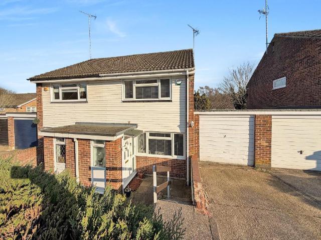 2 bedroom semi detached house to rent