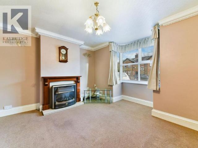 2 bedroom semi detached house to rent