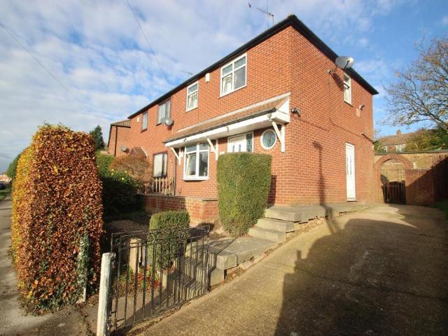 2 bedroom semi detached house to rent