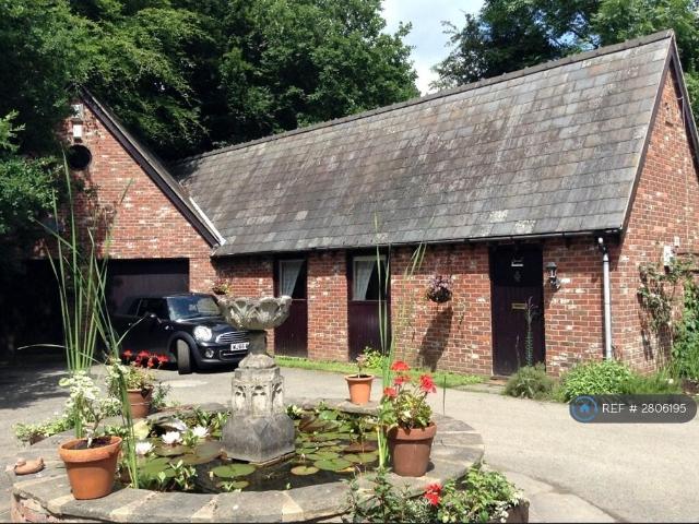 2 bedroom semi detached house to rent