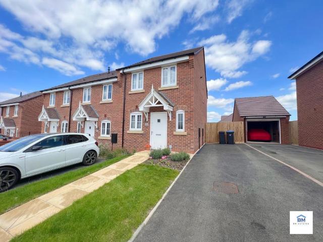 2 bedroom semi detached house to rent