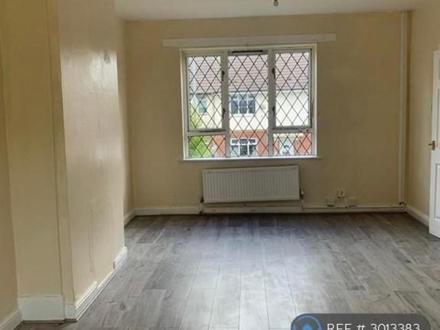 2 bedroom semi detached house to rent