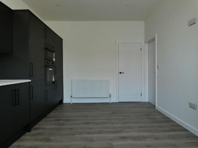 2 bedroom semi detached house to rent