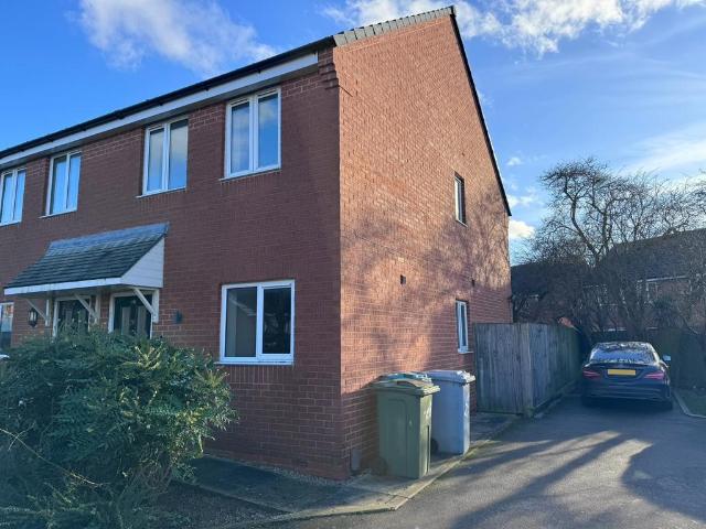 2 bedroom semi detached house to rent