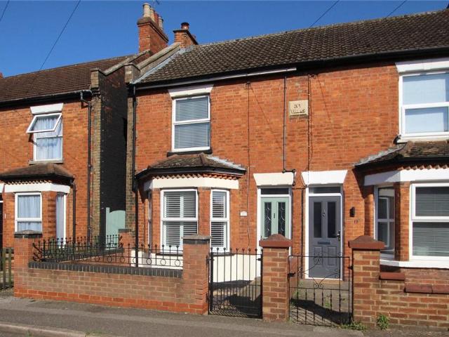 2 bedroom semi detached house to rent