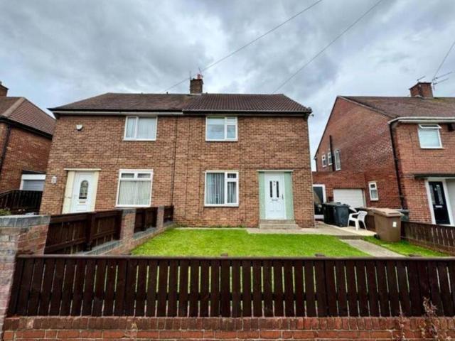 2 bedroom semi detached house to rent