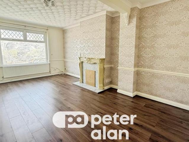 2 bedroom semi detached house to rent