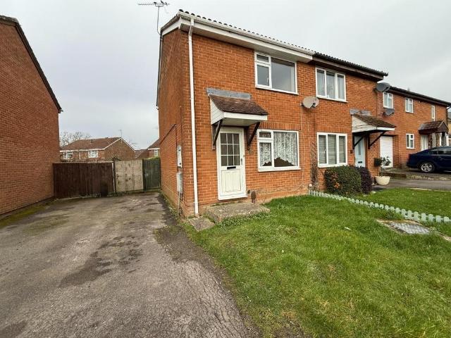 2 bedroom semi detached house to rent
