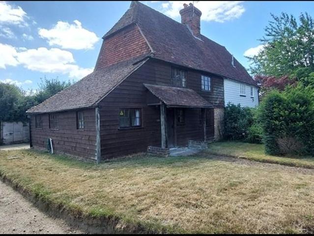 2 bedroom semi detached house to rent