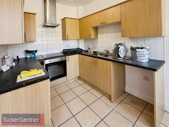 2 bedroom semi detached house to rent
