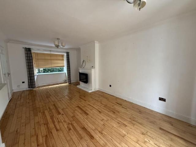 2 bedroom semi detached house to rent