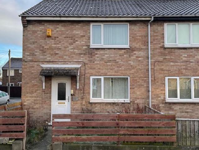 2 bedroom semi detached house to rent