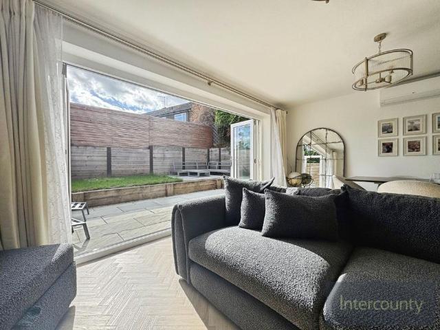 2 bedroom semi detached house to rent