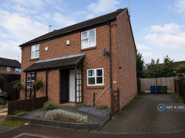 2 bedroom semi detached house to rent