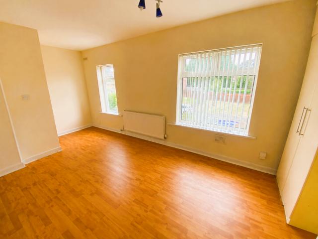 2 bedroom semi detached house to rent