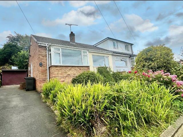 2 bedroom semi detached house to rent