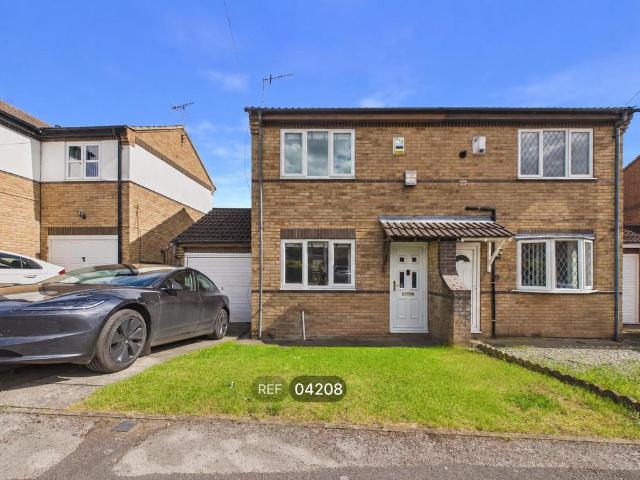 2 bedroom semi detached house to rent