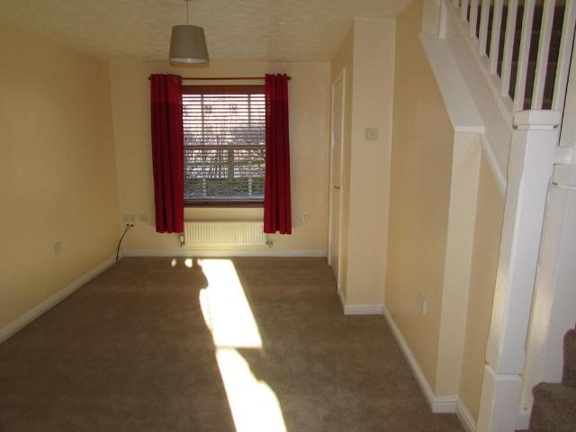 2 bedroom semi detached house to rent