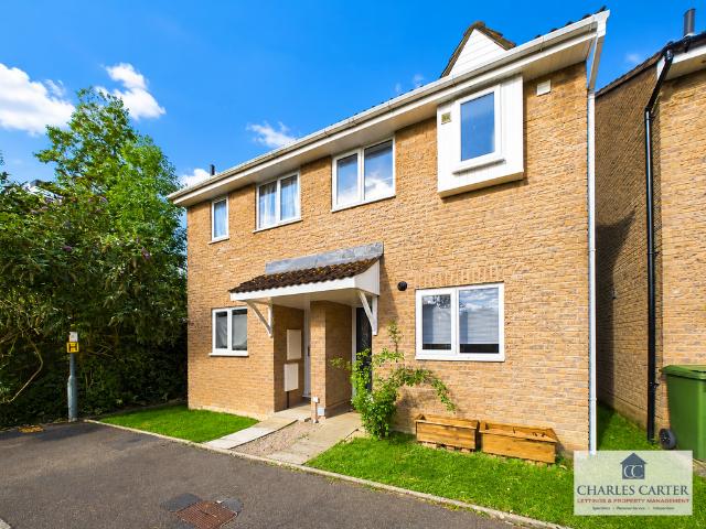 2 bedroom semi detached house to rent