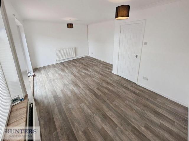 2 bedroom semi detached house to rent