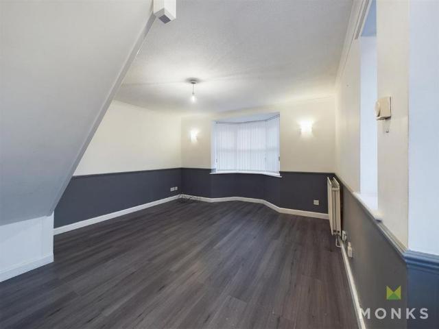 2 bedroom semi detached house to rent