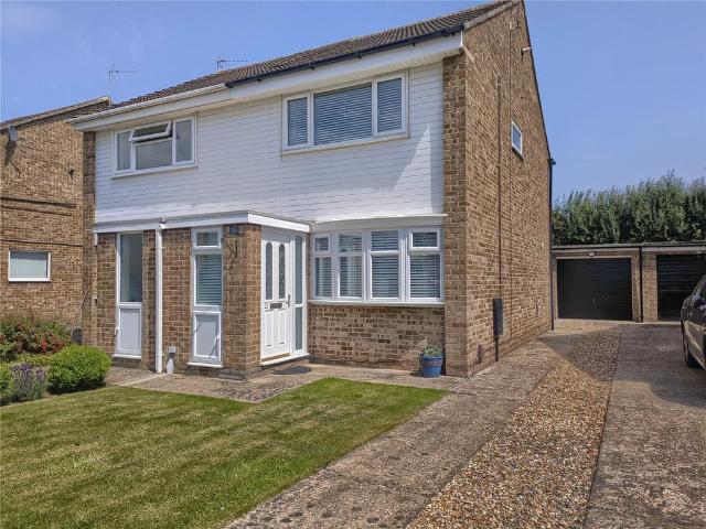2 bedroom semi detached house to rent