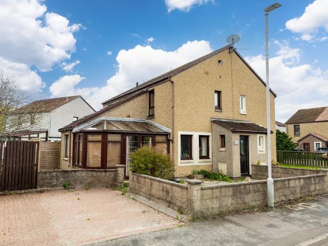 2 bedroom semi detached house to rent
