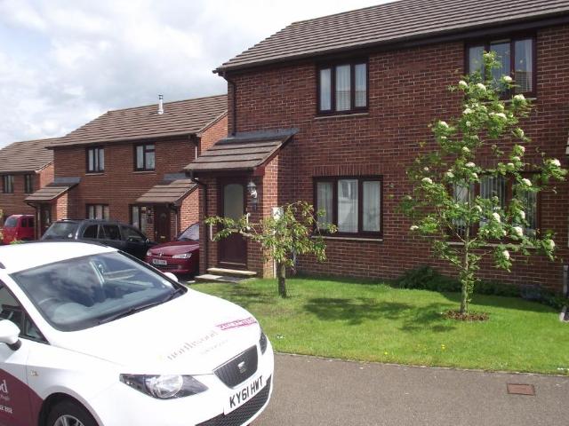 2 bedroom semi detached house to rent