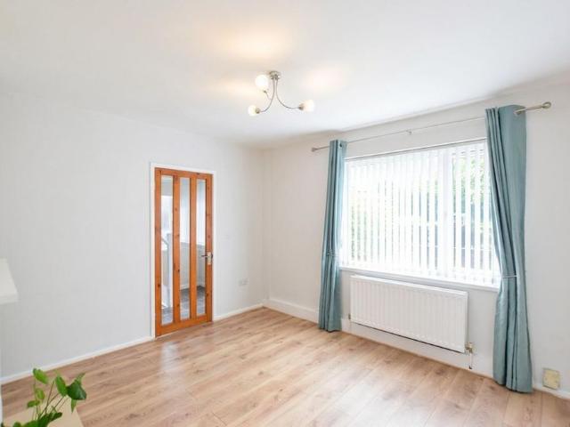 2 bedroom semi detached house to rent