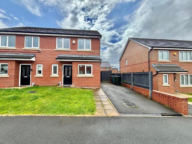2 bedroom semi detached house to rent