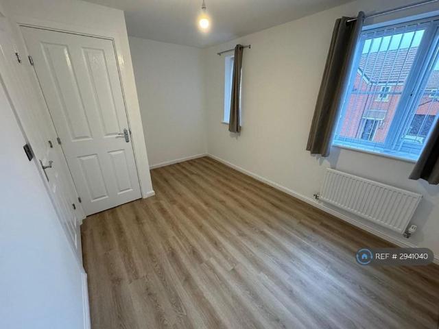 2 bedroom semi detached house to rent