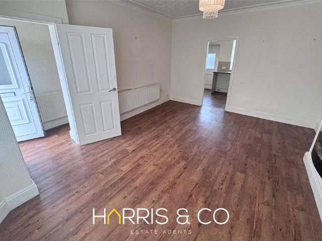 2 bedroom semi detached house to rent