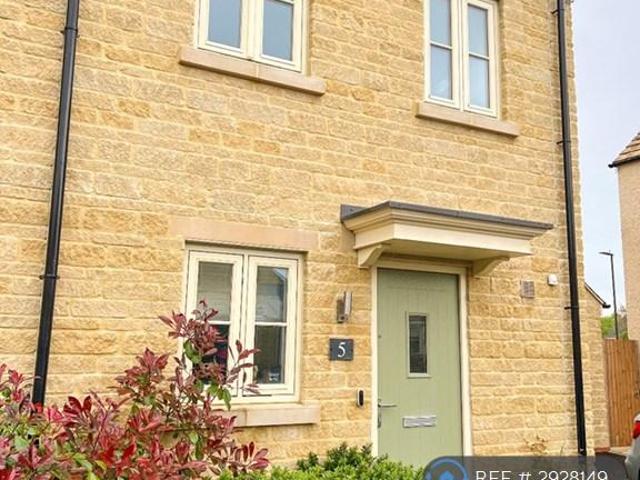 2 bedroom semi detached house to rent