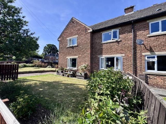 2 bedroom semi detached house to rent