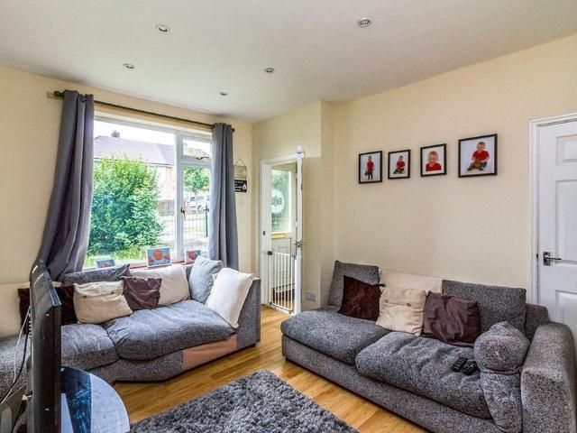 2 bedroom semi detached house to rent