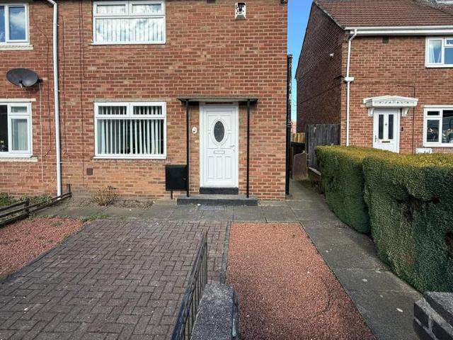 2 bedroom semi detached house to rent